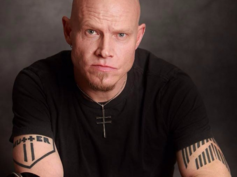 Hollywood actor cut off his arm and 17 years disguised as a war veteran ...