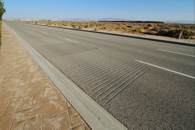 10 most unusual roads in the world - Pictolic