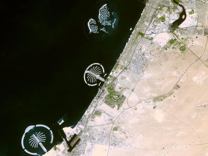 6 Amazing Man-made Things that Can Be Seen from Space - Pictolic
