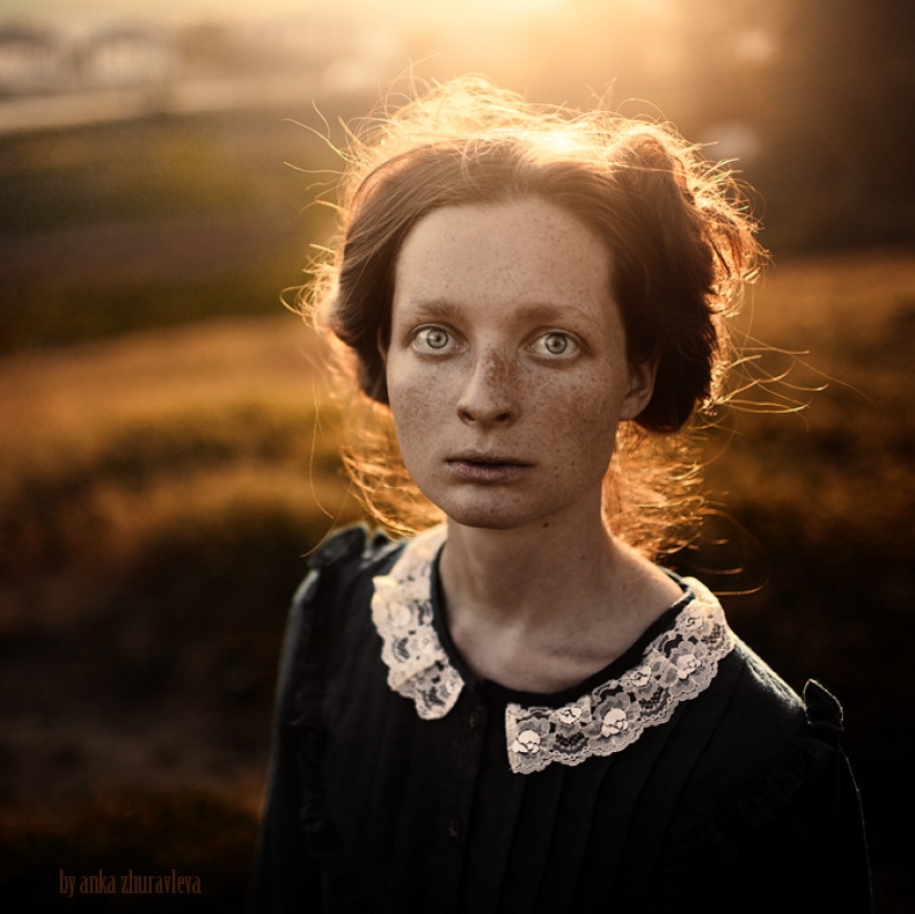 Former Playboy model turned photographer - Pictolic