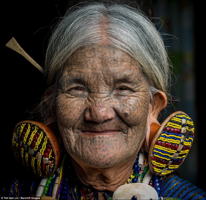 Girls of the Chin people get disfiguring tattoos on their faces so that ...