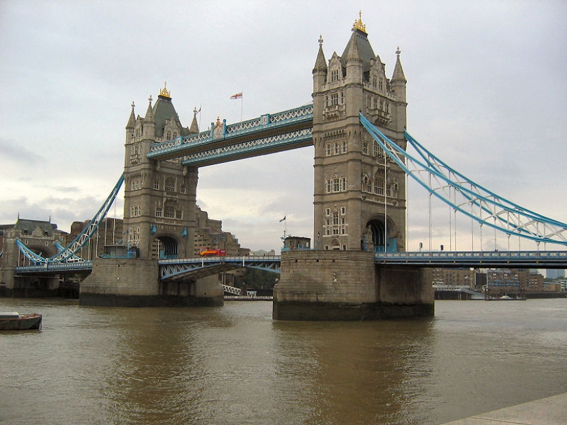 How the Tower Bridge was built - Pictolic