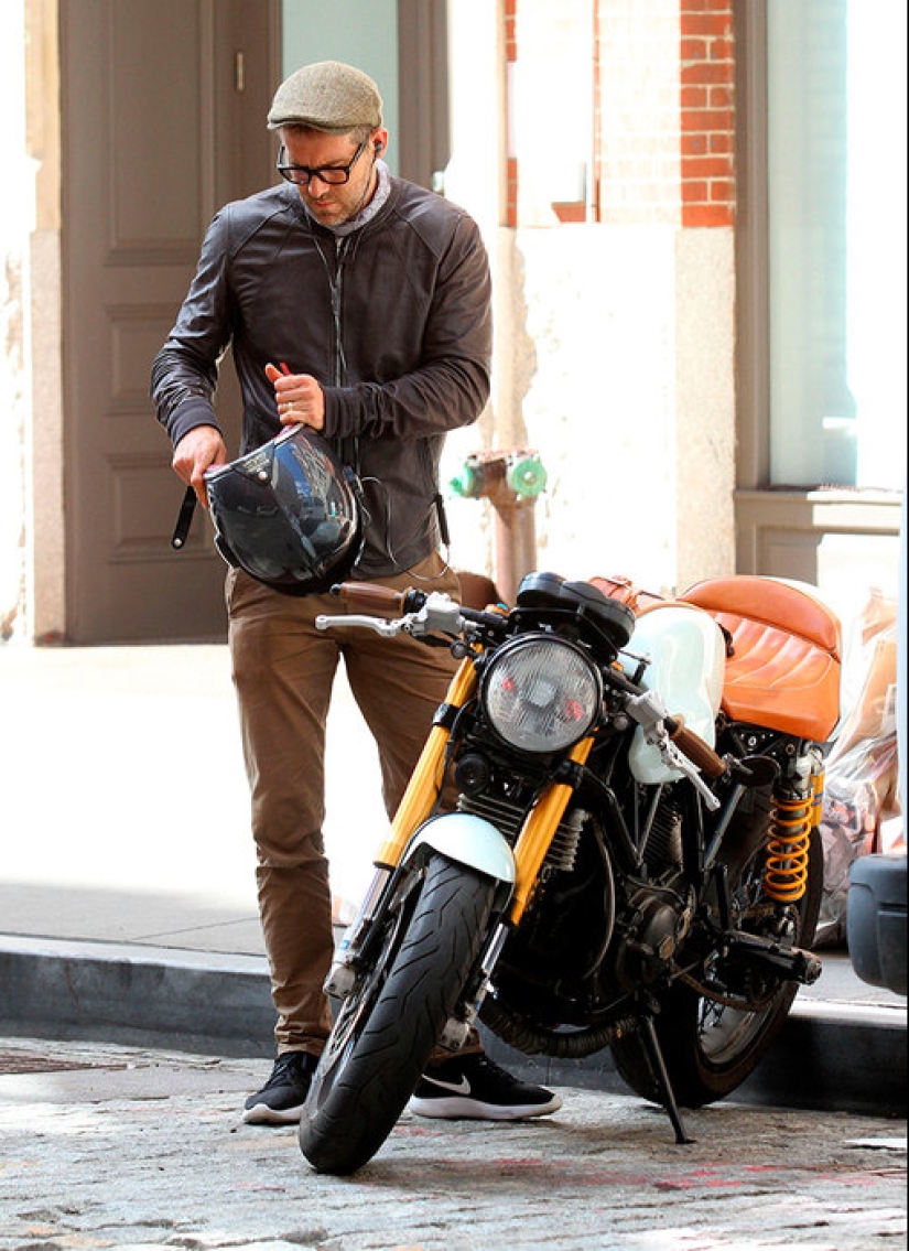 Let's go! Pitt, cher, Gosling and other star riders - Pictolic