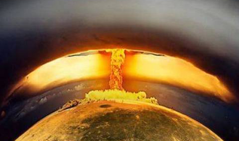 Spy Cat and the Moon Explosion: The secret plans of the Cold War - Pictolic